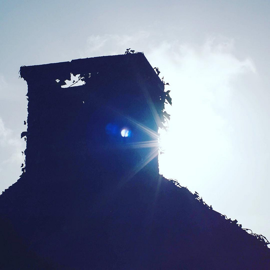 The Old Chimney | Aleck Cartwright